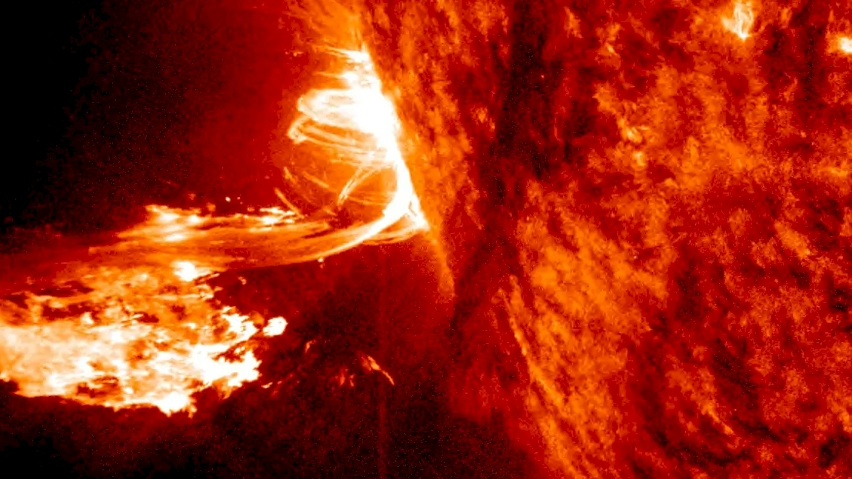 SPACEWEATHER: X-Class Solar Flare, Increasing Chance of Flares | Jaguar ...